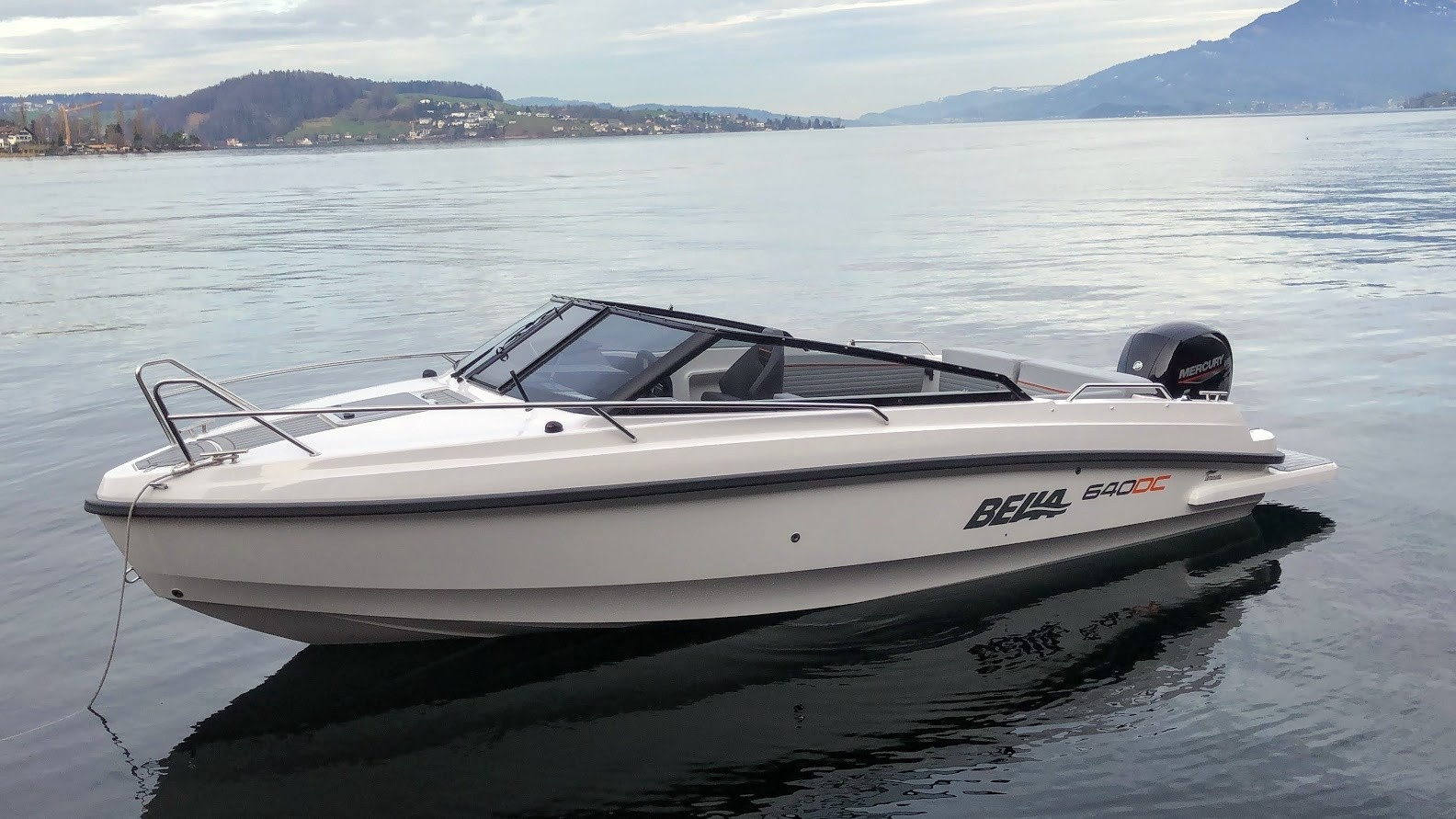 Bella 640 DC from Just Add Water Boats